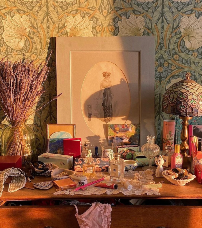 Bye Bye Clean Girl, Hello Cluster