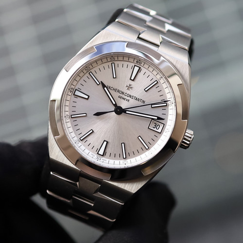 2022 Unworn Stainless Steel Vacheron Constantin Overseas 4500V Silver ...