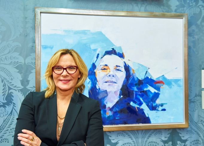 Kim Cattrall portrait unveiled at Walker Art Gallery