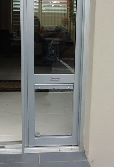 Patio Pet Door Inserts for Sliding Doors, Fully Lockable,Fast Delivery