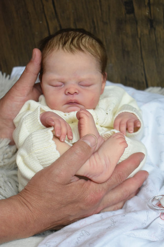 Adelaide Reborn Doll Kit 18" by Samantha Gregory | Mott & Gido Ltd