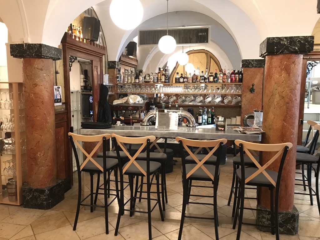 La Différence Lounge & Restaurant ⎜La Chaux-de-Fonds⎜Accueil