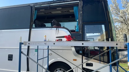 Mobile Windshield Replacement & Glass Repair in Topeka, KS | Rock Star ...