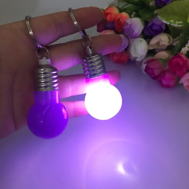 LED Light up bulb Keyring | TG Christmas