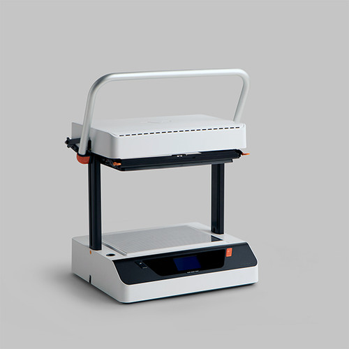 Vaquform DT2 Digital Desktop Vacuum Former | Beets Limited