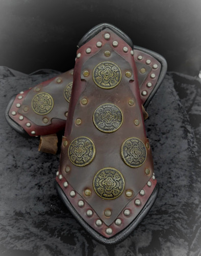 Eldritch Bracers - Decorated | Laughinghyenastudios