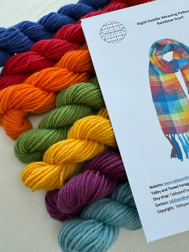 Rainbow British wool scarf weaving kit | TabbyandTweed UK