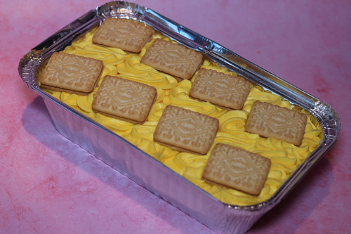 Custard Cream Tray Bake | Rai’s Bakery