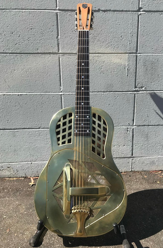 "Raw Series" Tricone Instrument deposit | national-guitars