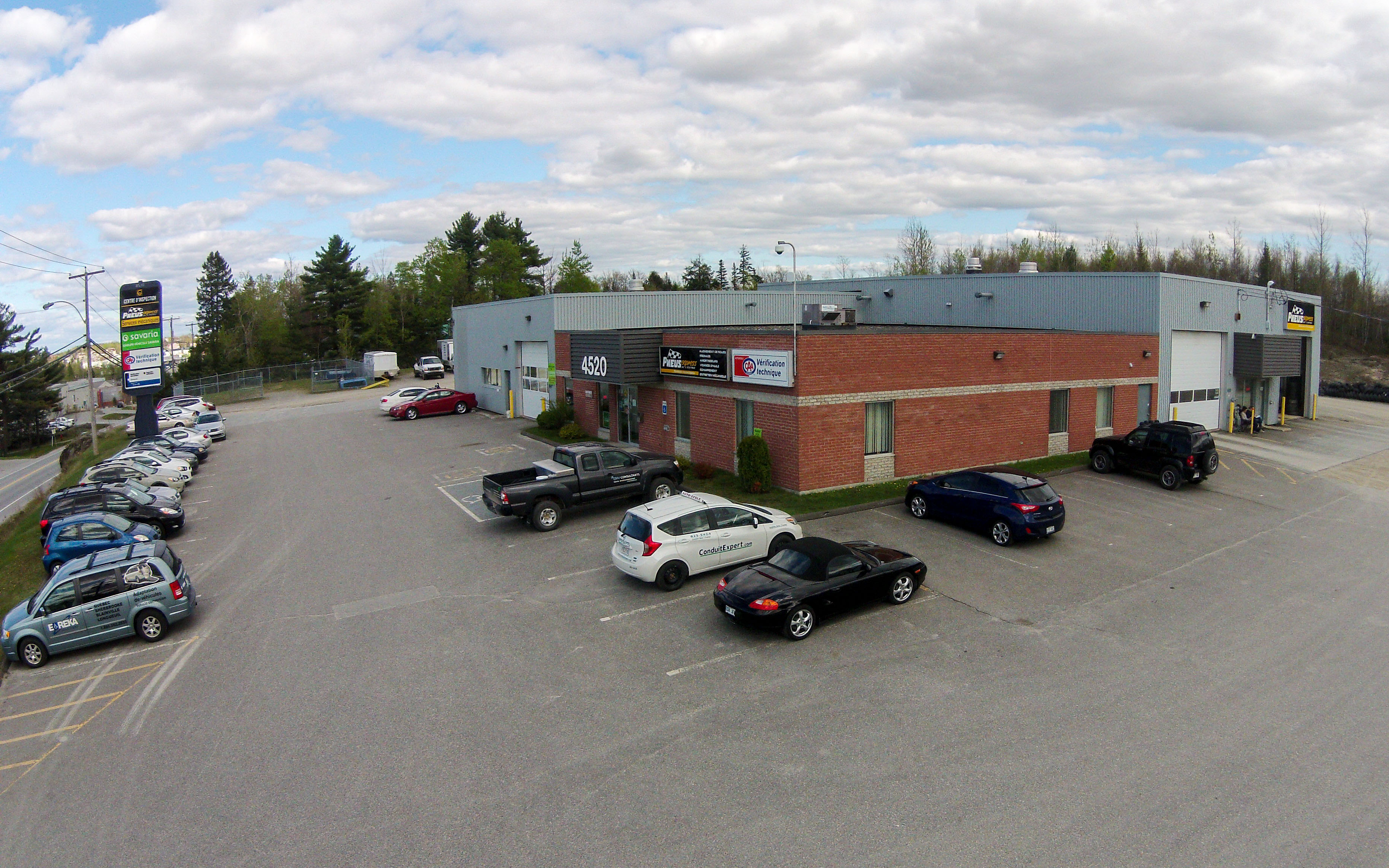 Inspection-vehicules | Mandataire SAAQ, CAA | Pneus Express de l'Estrie