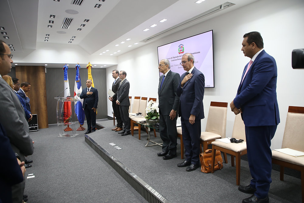 Diputados socializan proyecto de reforma al Código Civil con juristas ...