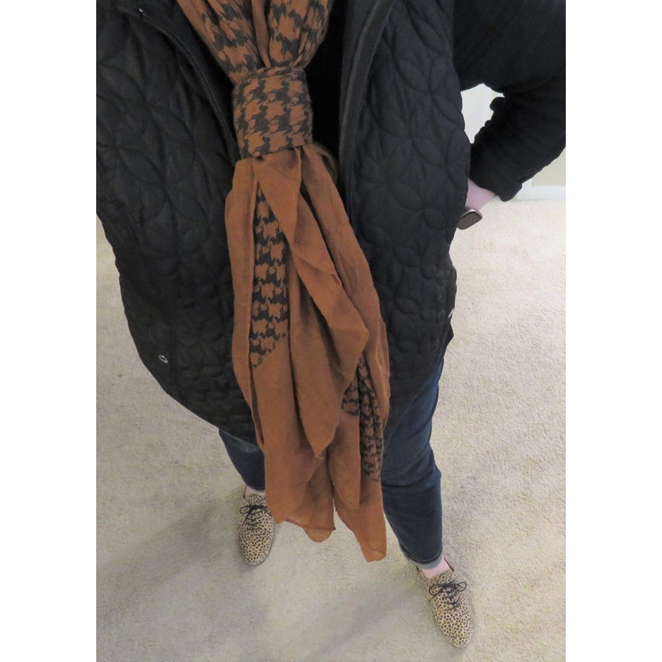 How to Tie Rectangular Scarves: 5 Genuinely Easy Methods