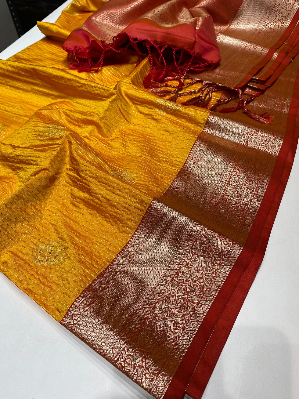 Mango yellow coral orange podi kattam soft sil | Thaaragai Clothing