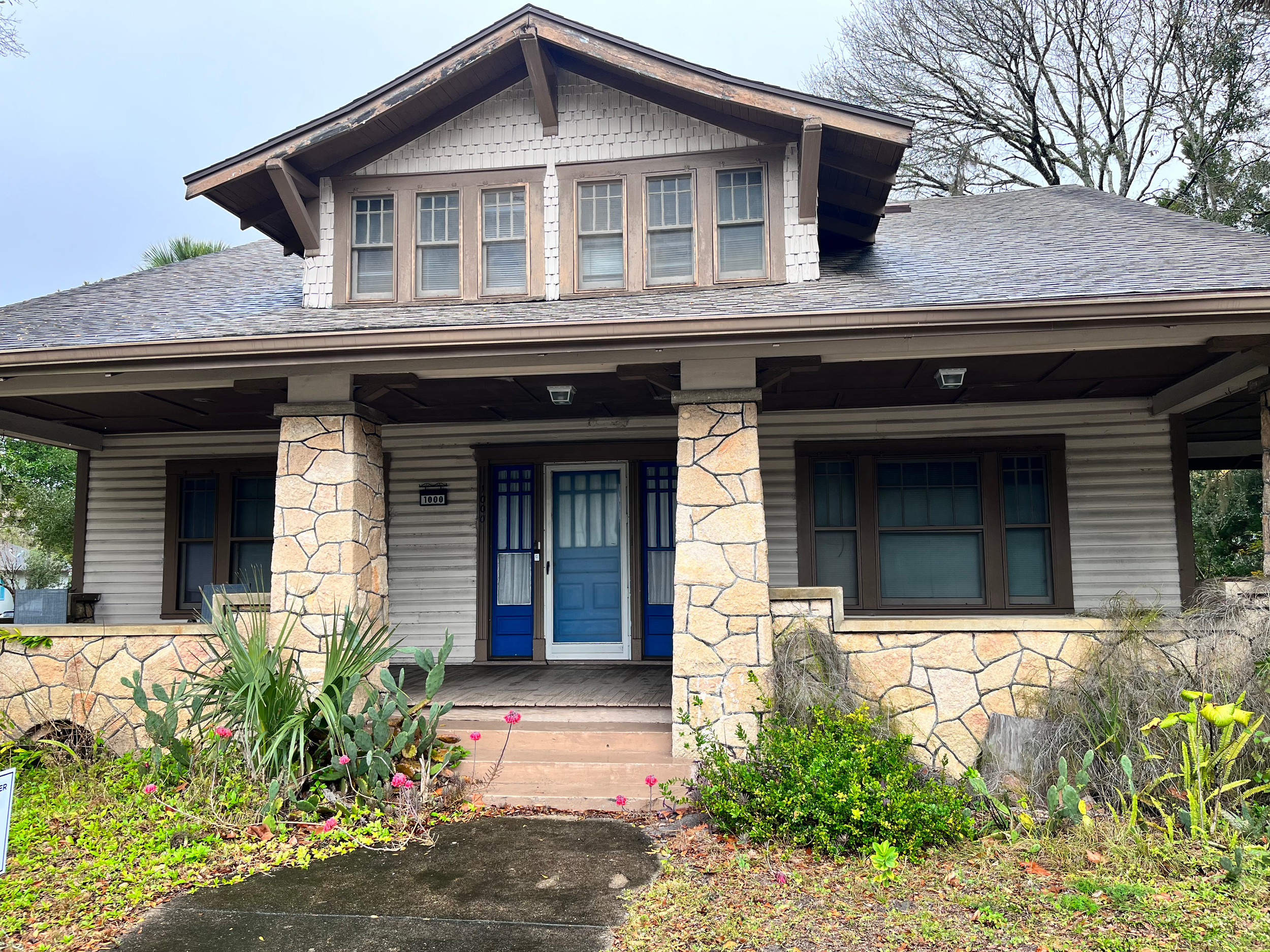 MOODY HOUSE | STILES REAL ESTATE CO.