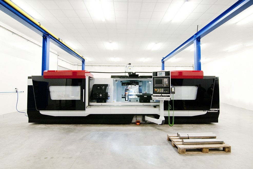 Swedish Machine Tool Company | Fräsmaskiner | CNC-svarvar | Sverige