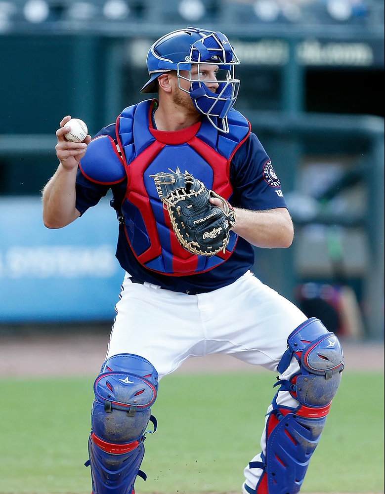 11/18/22 : Phillies sign veteran catcher to minor league deal