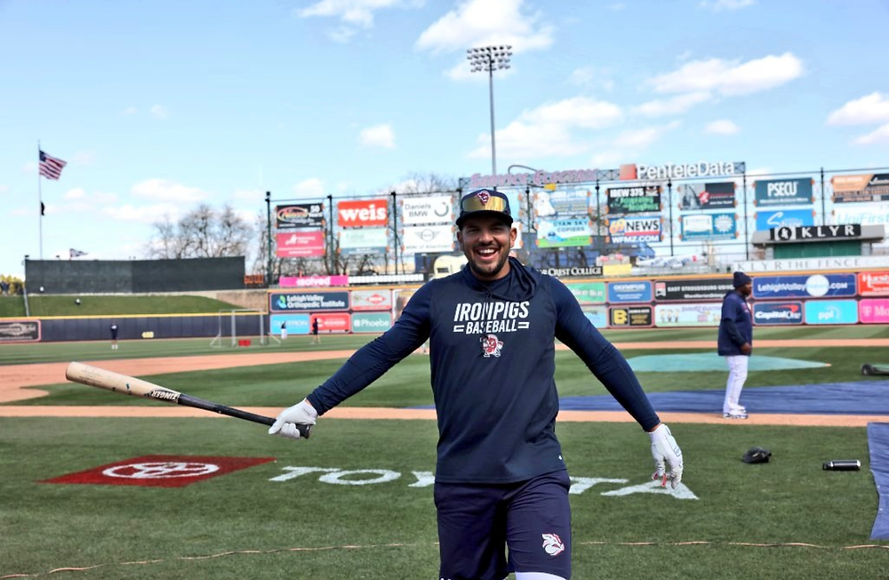 12/19/24 : Darick Hall signs with the Pittsburgh Pirates