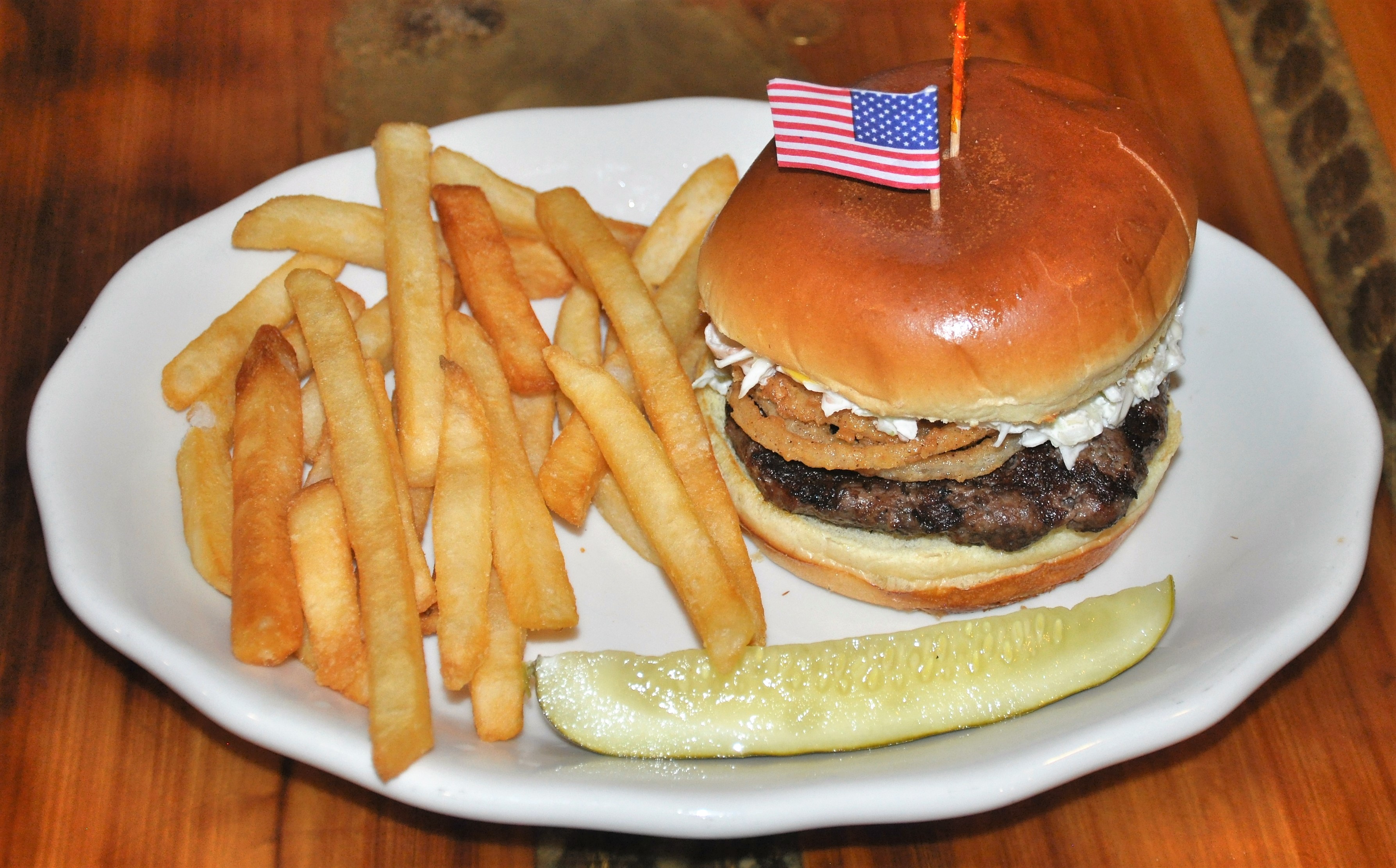 Captain Tom's Seafood Bar and Grill