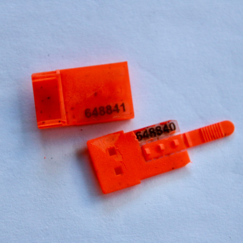DisplayPort Port Lock | PadJack Inc.