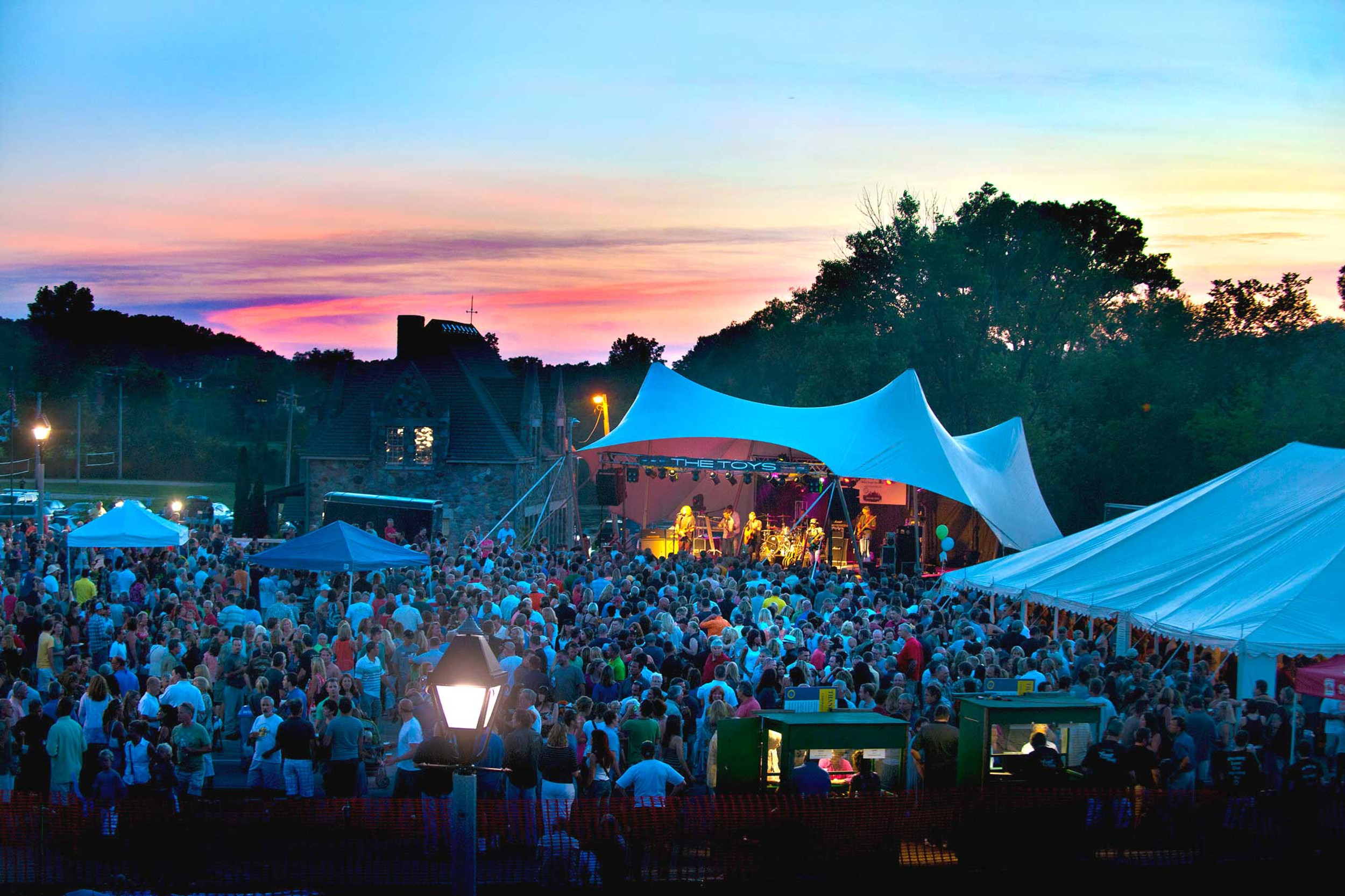 Festivals & Events | Delafield Tourism