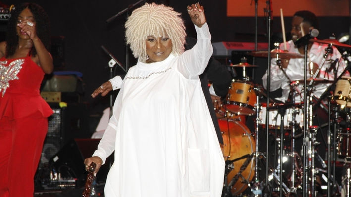 The Mary Davis Experience | Former lead vocalist of the S.O.S. Band