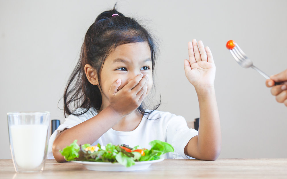 Mon enfant ne veut plus manger certains aliments ! Pourquoi ?! Est ce ...