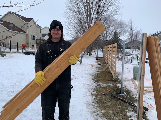 Fencing Project Contract| Fence Contractor Guide - Thrive Fencing