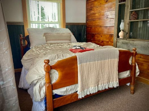 Sponsor Room #6 | Arietta, New York