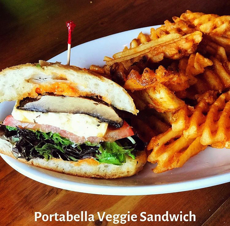 Harpoon Willies | Restaurant | Williams Bay
