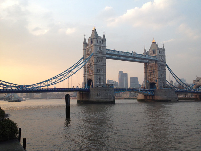 London Bridge | Calliopé Studio