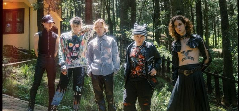 Love Ghost se une a Whiplash en el himno pop-punk 'LEFT ON READ' Love Ghost se une a Whiplash en el himno pop-punk 'LEFT ON READ'