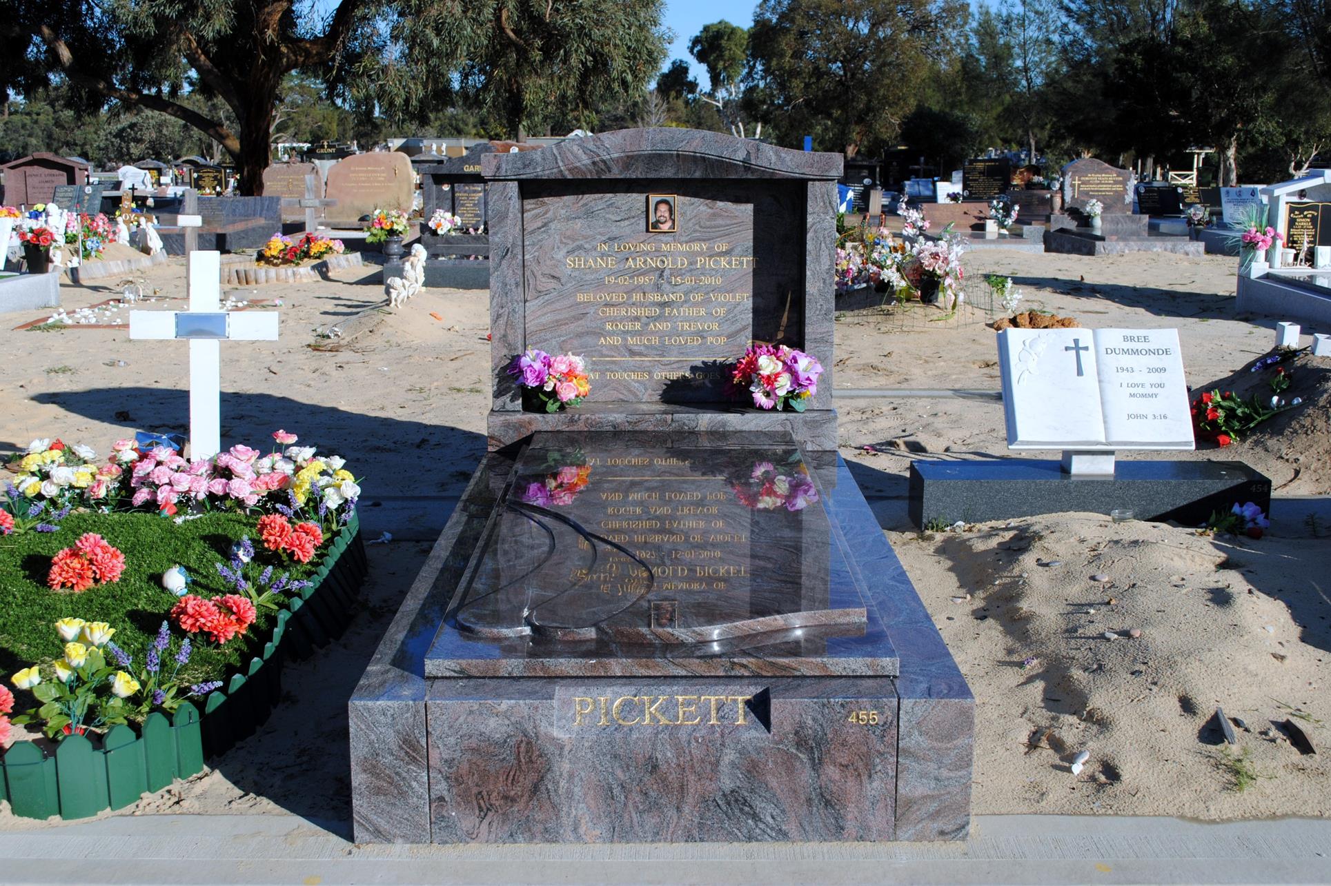 Full Memorials Gallery | Perth Memorials