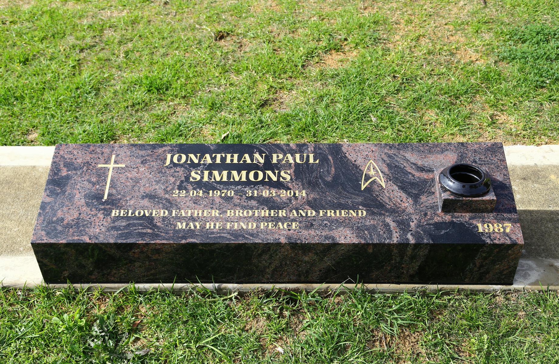 Headstones Gallery | Perth Memorials