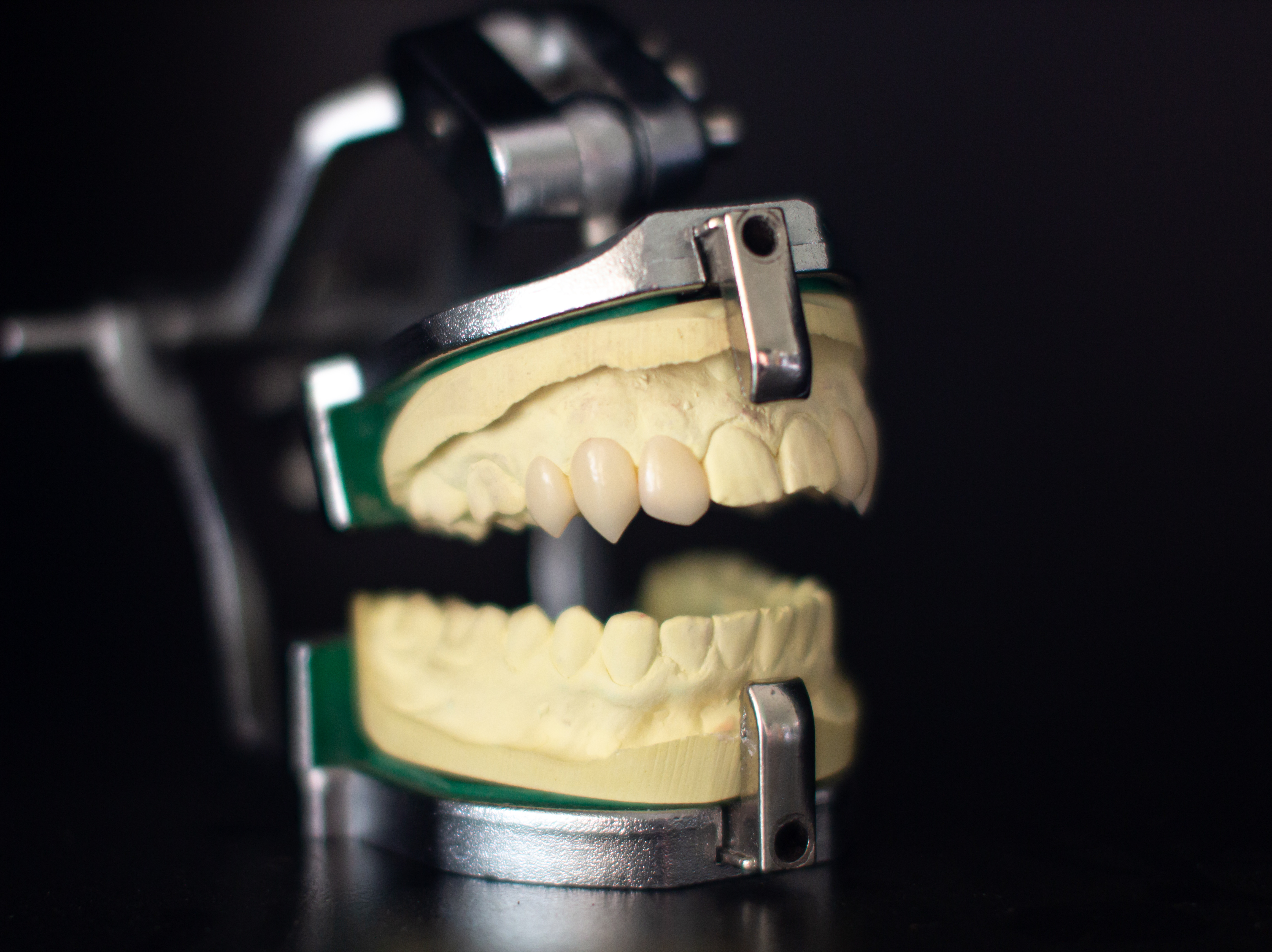 FangSmith | Custom Vampire Fangs | Fang Designs