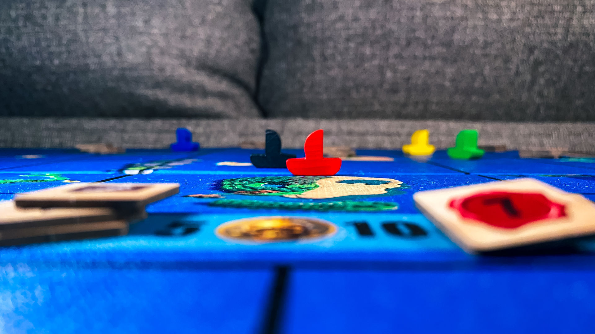 Plank The Board Game | The Hiking Shark Board Game Co.