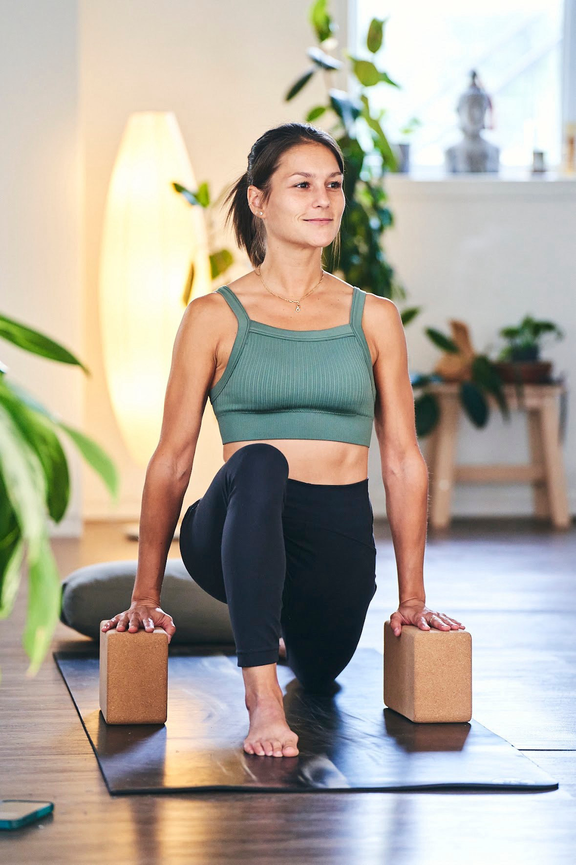 Suzie Bourbonnais | Om Espace Yoga