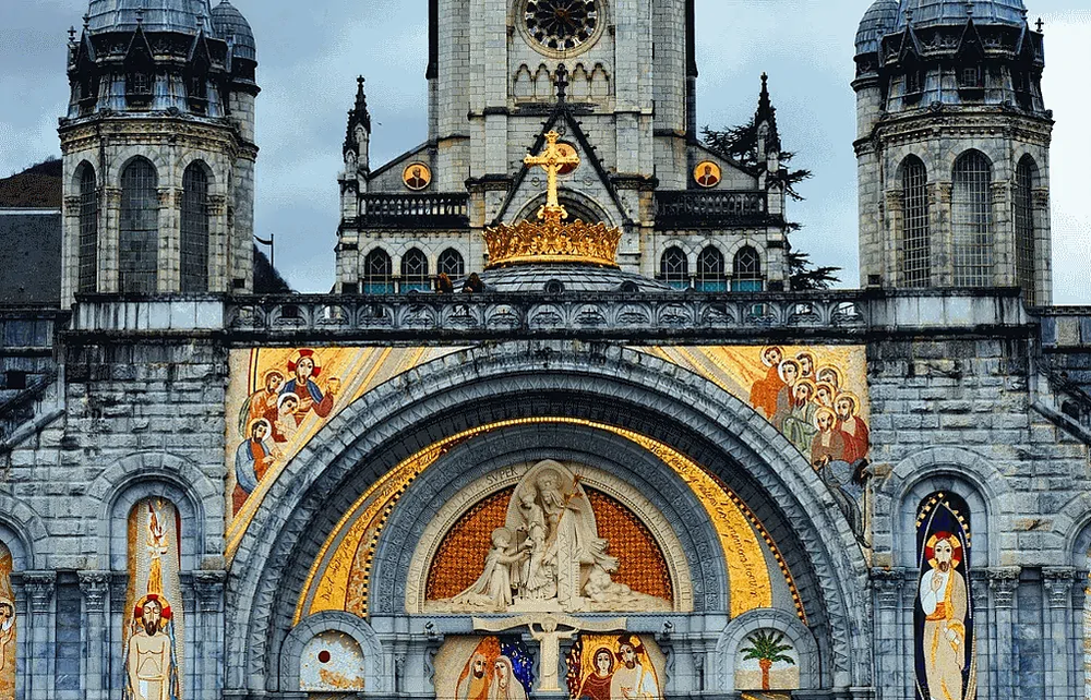 Monuments et attractions touristiques en France