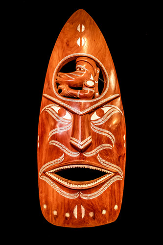 ROSEWOOD WARRIOR MASK WITH NGUZU NGUZU - SOLOMON ISLANDS | Havaikiart