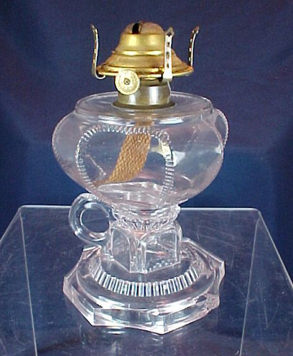 Findlay Glass Crown Pattern Pedestal Fingerhold Kerosene Lamp | Walnut ...