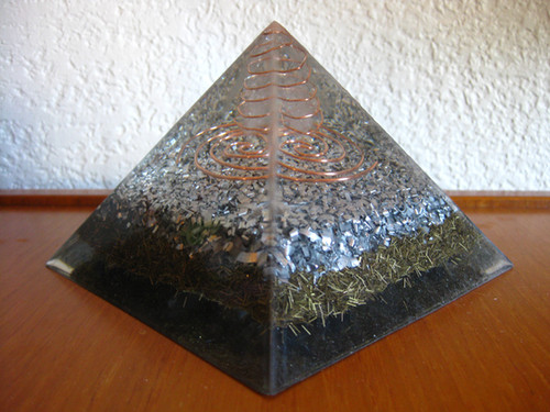 Large Clear Quartz Orgonite Pyramid "Tesla"