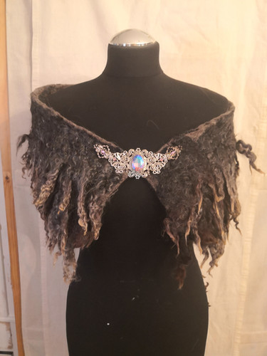 Vegetarian Wool Curly Wool Mantle | CinnamonPanther