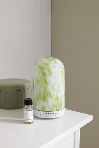 MATCHA GLASS ELECTRIC DIFFUSER & OIL SET | Florence Green