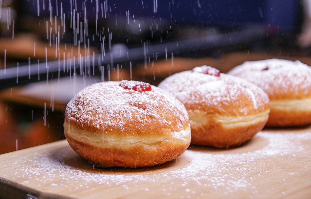Celebrating Sweet Indulgence: Fat Thursday Traditions in Poland