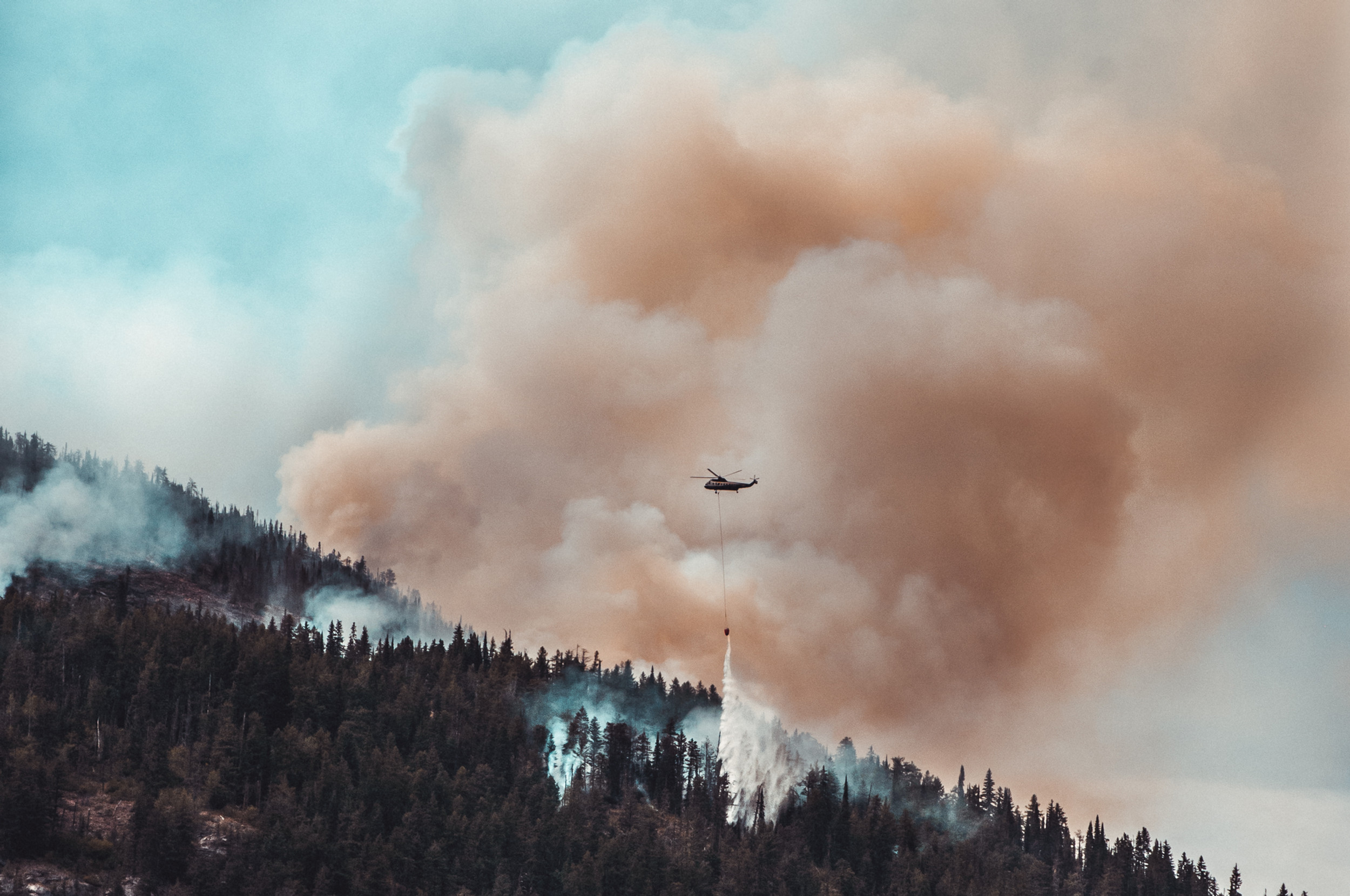 Conoce nuestro servicio aéreo contra incendios forestales