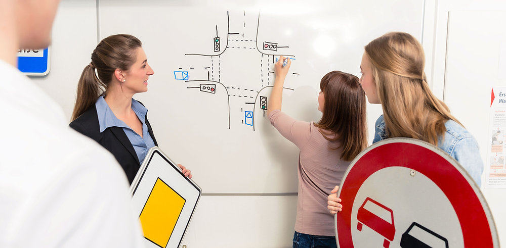 How much does the Driving Lessons cost in Melbourne, Australia?