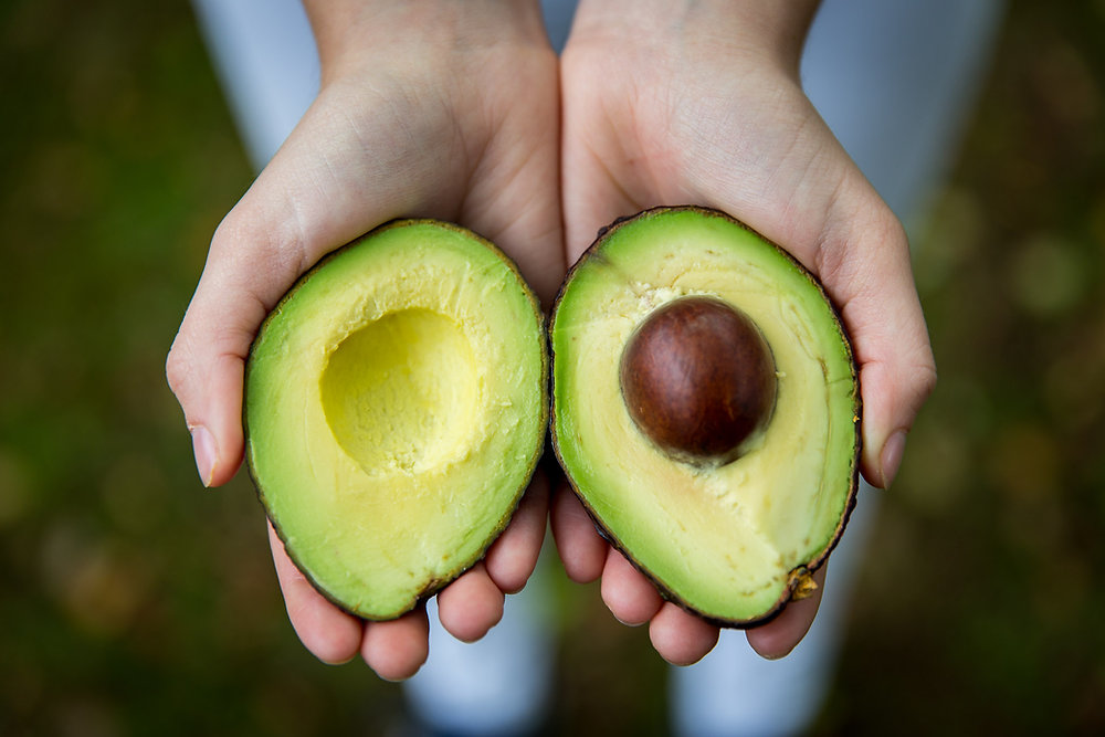 Abacate: são muitos os benefícios da casca e do caroço para a nossa saúde!