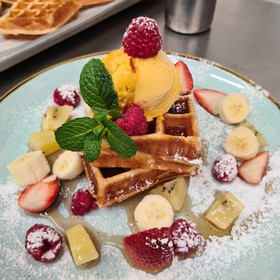 Gallery | Mayflour Cafe