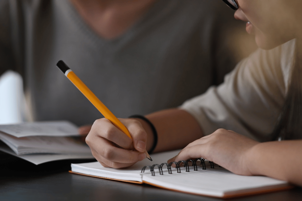 Choosing the Perfect Primary School Tutor: A Parent’s Guide | Cloud Tuition