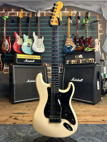 Levinson Blade R3 Vintage White 1996 Electric Guitar | Sell Us Your Guitar