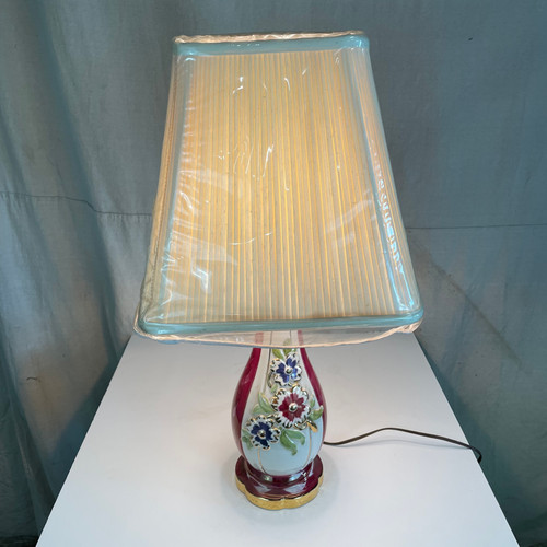 "Grandma's Lamp" Floral Lamp w/ Plastic on Shade | zapprops